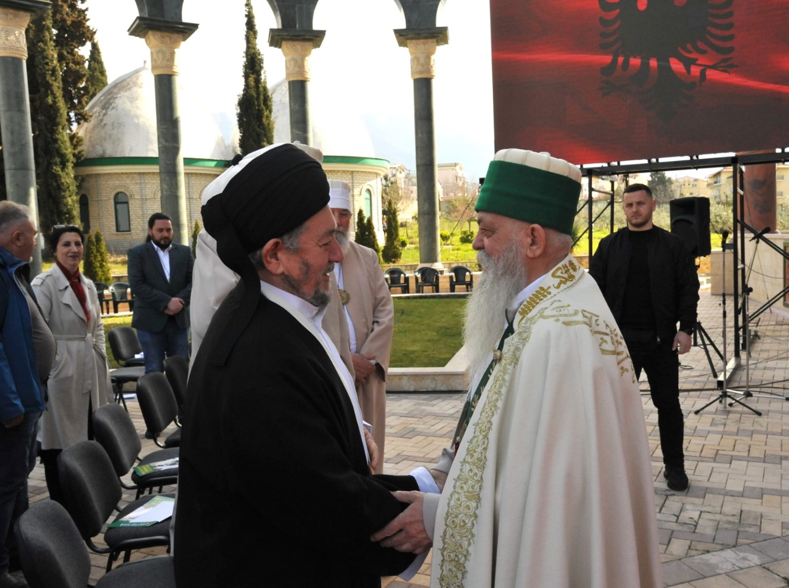 BEKTASHINJTË FESTUAN TË DIELËN MË 22 MARS, FESTËN E SULLTAN NOVRUZIT ...